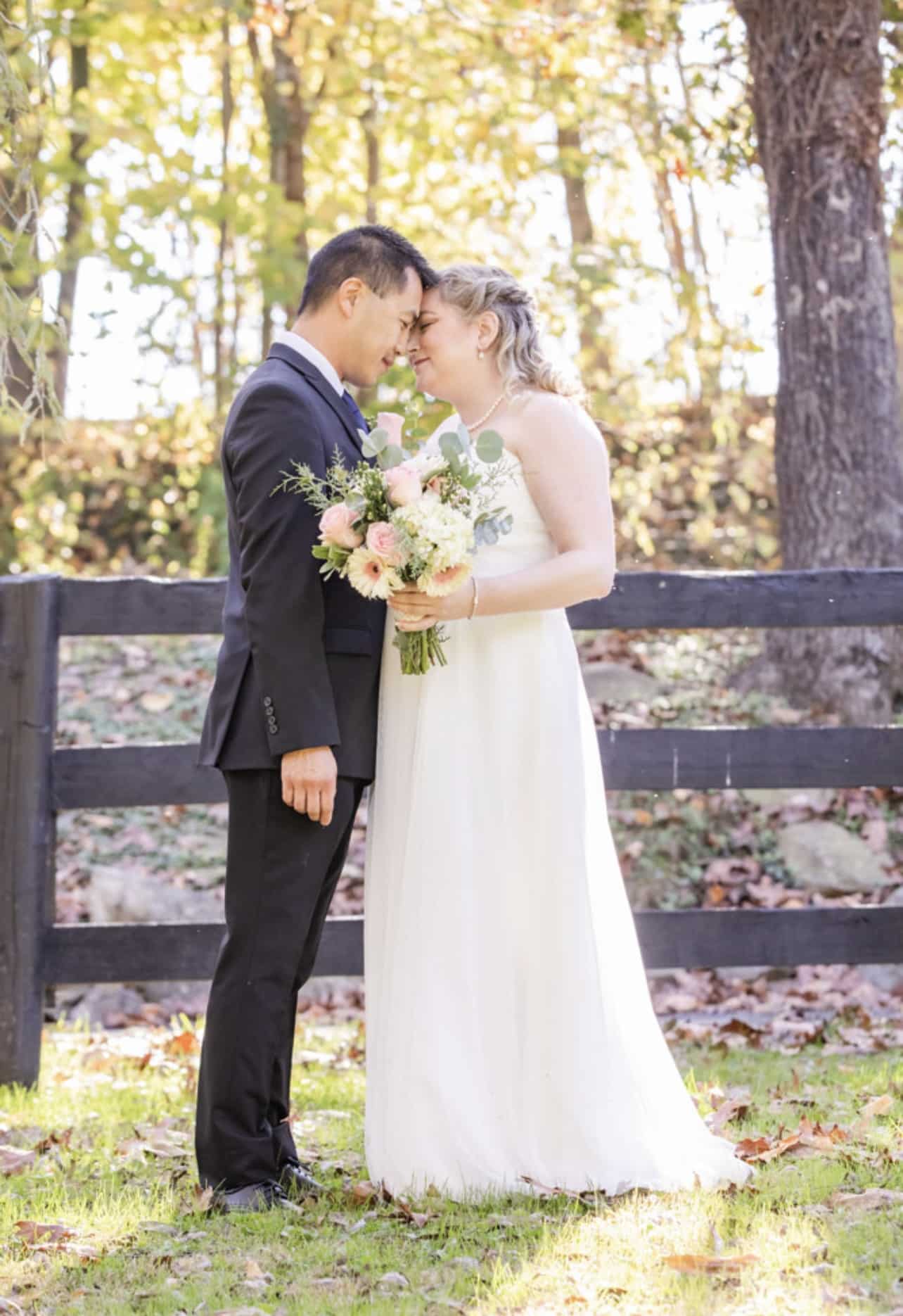 Romantic Summer Elopement | The Wedding Niche